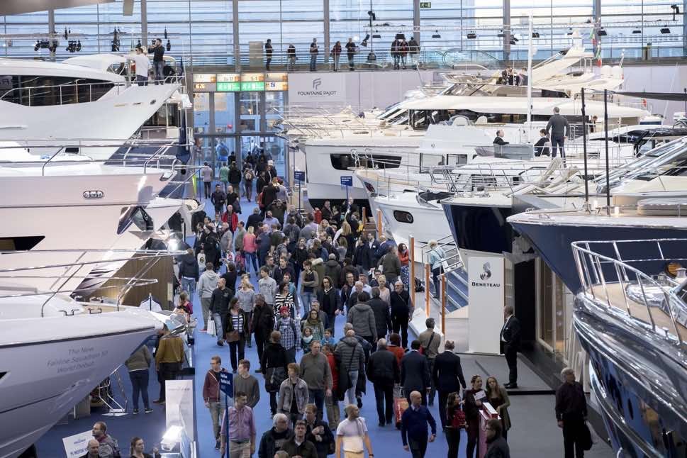 boot, world's largest water sports trade fair - Düsseldorf - Amazing ...